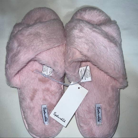 Splendid | Shoes | Nwt Pink Criss Cross Top Furry House Slippers Size ...